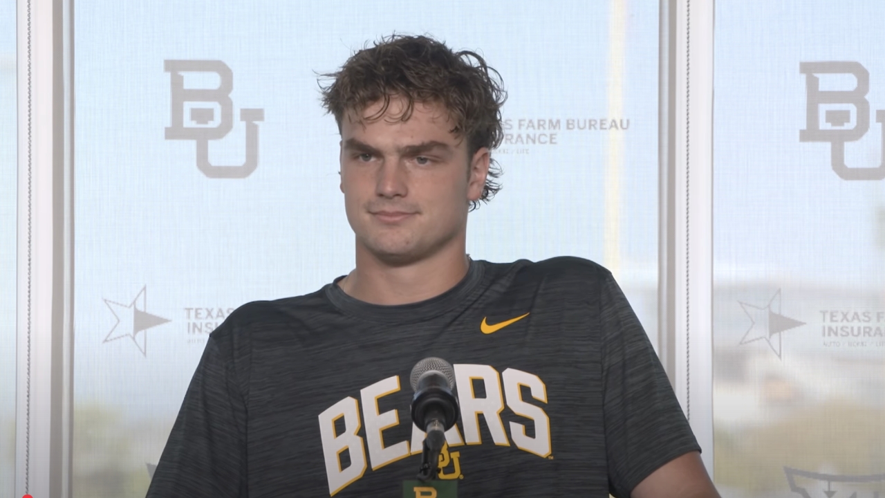 Baylor Quarterback Sawyer Robertson Meets With Media Before TCU Game ...